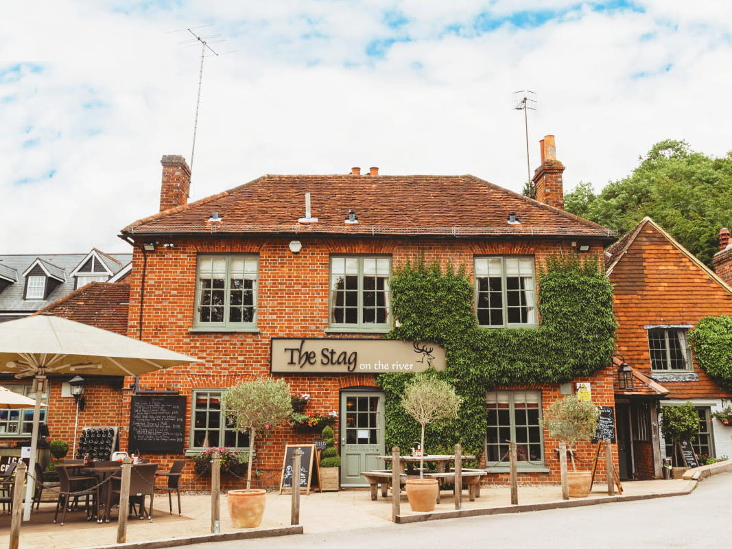 The Stag on the River, Eashing, Surrey