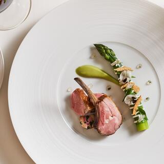 One-night stay with a seven-course tasting menu at Le Manoir