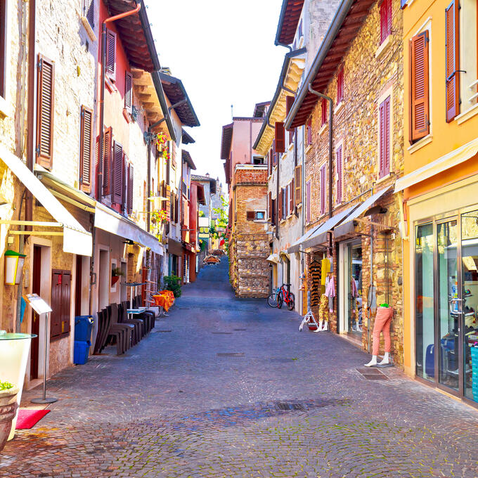 Eight-day tour of Italy’s Dolomites by rail and cableways