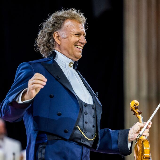 See André Rieu perform in Maastricht this winter