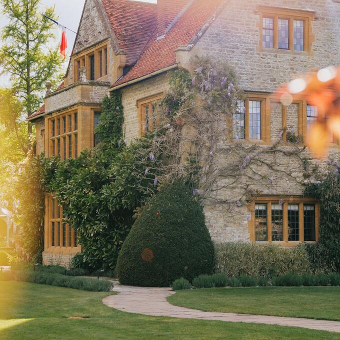 One-night stay with a seven-course tasting menu at Le Manoir